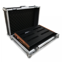PEDALBOARDS & CASES